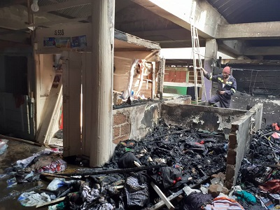 Fire ravages Kaneshie Market … 9 shops burnt - Ghanaian Times