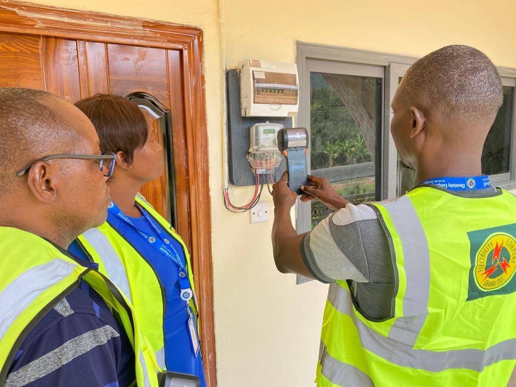 ECG begins digitalised Payment of bills in Volta Region - Ghanaian Times